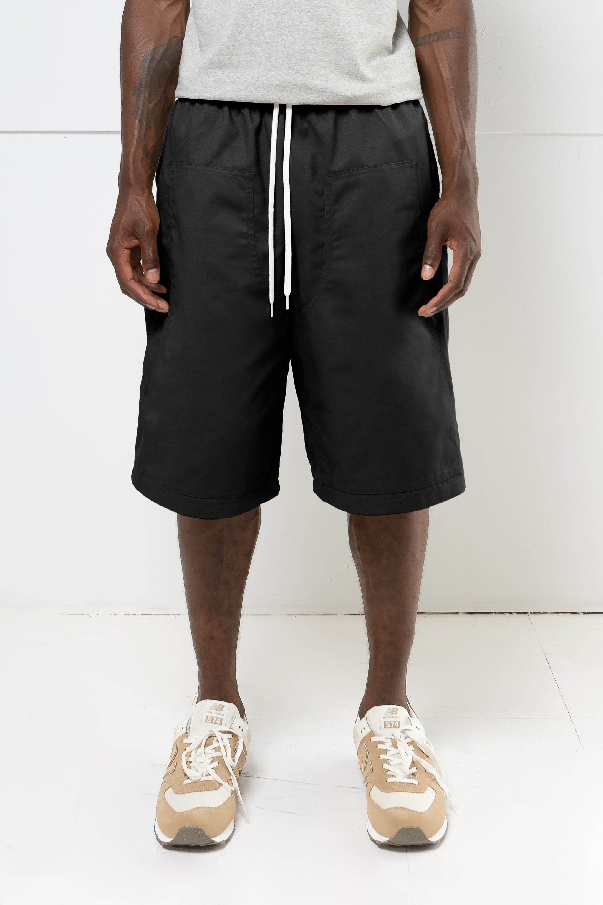 JESSE OVERSIZED SHORTS – MERCY HOUSE